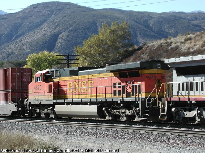 BNSF 4870